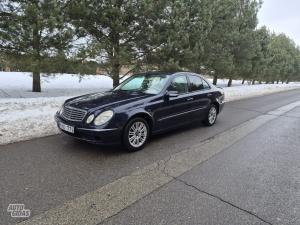 Mercedes-Benz E 220 2002 Šauļi, ar dzinēja tilpumu 2.20 L un nobraukumu 393 tūkst. km par 1500 €, foto  vietnē AUTOMOTO.COM.LV