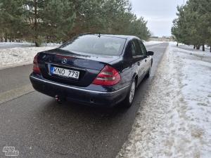 Mercedes-Benz E 220 2002 Šauļi, ar dzinēja tilpumu 2.20 L un nobraukumu 393 tūkst. km par 1500 €, foto 4 vietnē AUTOMOTO.COM.LV