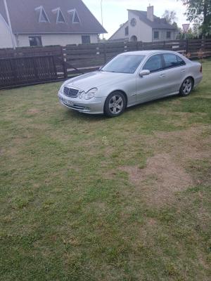 Mercedes-Benz E 220 2002 Panevēža, ar dzinēja tilpumu 2.20 L un nobraukumu 398 tūkst. km par 1200 €, foto 3 vietnē AUTOMOTO.COM.LV