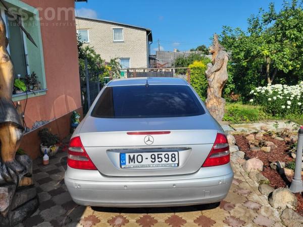 Mercedes-Benz E 220 2002 in Daugavpils, with an engine capacity of 2.20 L and mileage of 341 thousand km for 2450 €, photo 5 on AUTOMOTO.COM.LV
