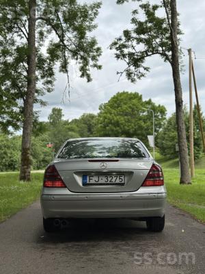 Мерседес E 220 2002 в Резекне, объемом двигателя 2.20 л и пробегом 267 тыс. км за 2250 €, фото 7 на AUTOMOTO.COM.LV