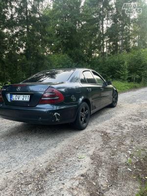 Мерседес E 220 2002 в Алитус, объемом двигателя 2.20 л и пробегом 389 тыс. км за 1000 €, фото 6 на AUTOMOTO.COM.LV