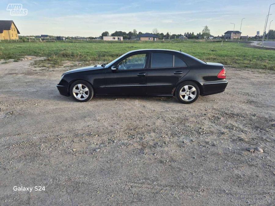 Мерседес E 220 2002 в Каунас, объемом двигателя 2.20 л и пробегом 395 тыс. км за 2200 €, фото 1 на AUTOMOTO.COM.LV