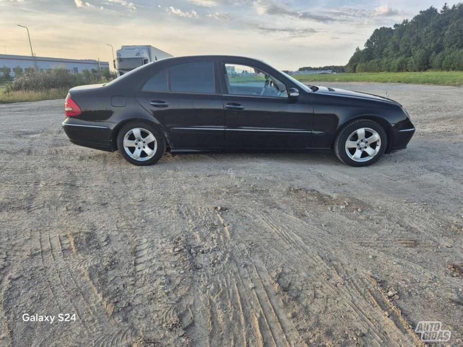 Мерседес E 220 2002 в Каунас, объемом двигателя 2.20 л и пробегом 395 тыс. км за 2200 €, фото 5 на AUTOMOTO.COM.LV