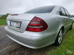 Мерседес E 220 2003 в Вильнюс, объемом двигателя 2.20 л и пробегом 528 тыс. км за 900 €, фото  на AUTOMOTO.COM.LV