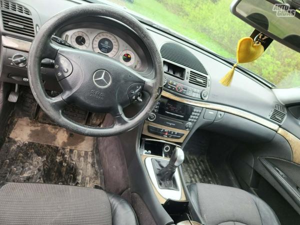 Mercedes-Benz E 220 2003 Viļņa, ar dzinēja tilpumu 2.20 L un nobraukumu 528 tūkst. km par 900 €, foto 7 vietnē AUTOMOTO.COM.LV