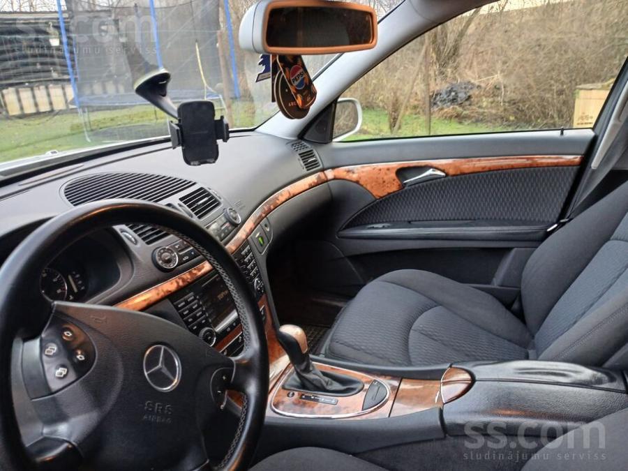 Mercedes-Benz E 220 2004 Jelgava, ar dzinēja tilpumu 2.20 L un nobraukumu 354 tūkst. km par 2500 €, foto 4 vietnē AUTOMOTO.COM.LV