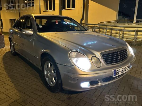 Mercedes-Benz E 220 2004 in Daugavpils, with an engine capacity of 2.20 L and mileage of 333 thousand km for 2150 €, photo 3 on AUTOMOTO.COM.LV