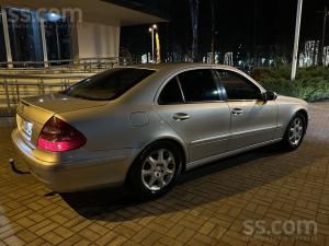 Mercedes-Benz E 220 2004 in Daugavpils, with an engine capacity of 2.20 L and mileage of 333 thousand km for 2150 €, photo 9 on AUTOMOTO.COM.LV