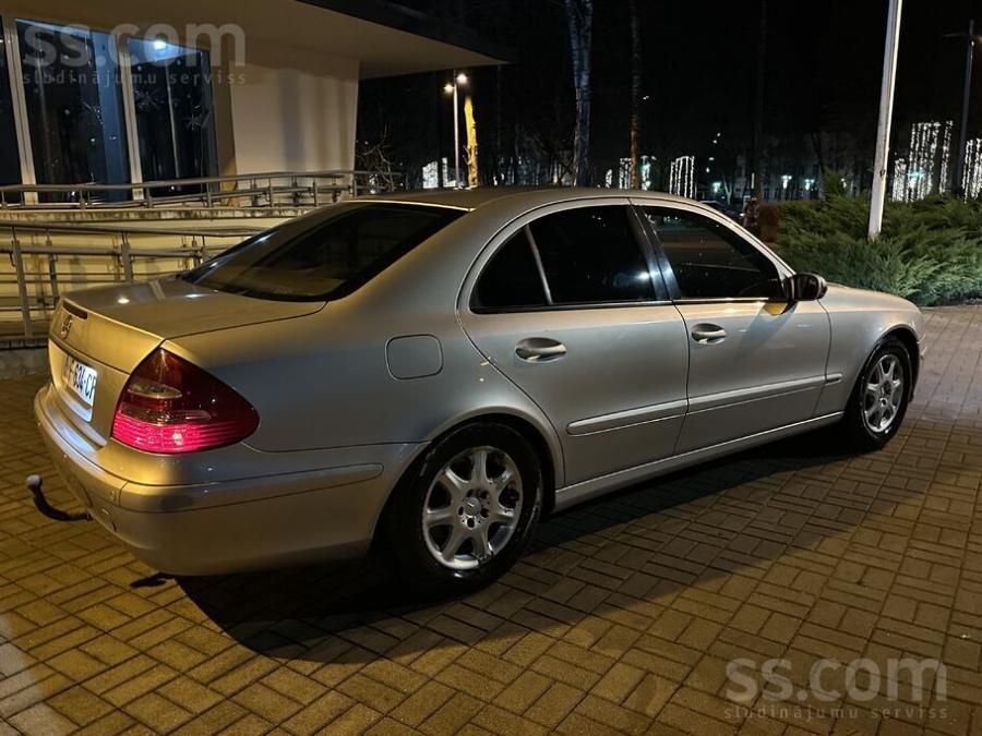 Mercedes-Benz E 220 2004 in Daugavpils, with an engine capacity of 2.20 L and mileage of 333 thousand km for 2150 €, photo 9 on AUTOMOTO.COM.LV