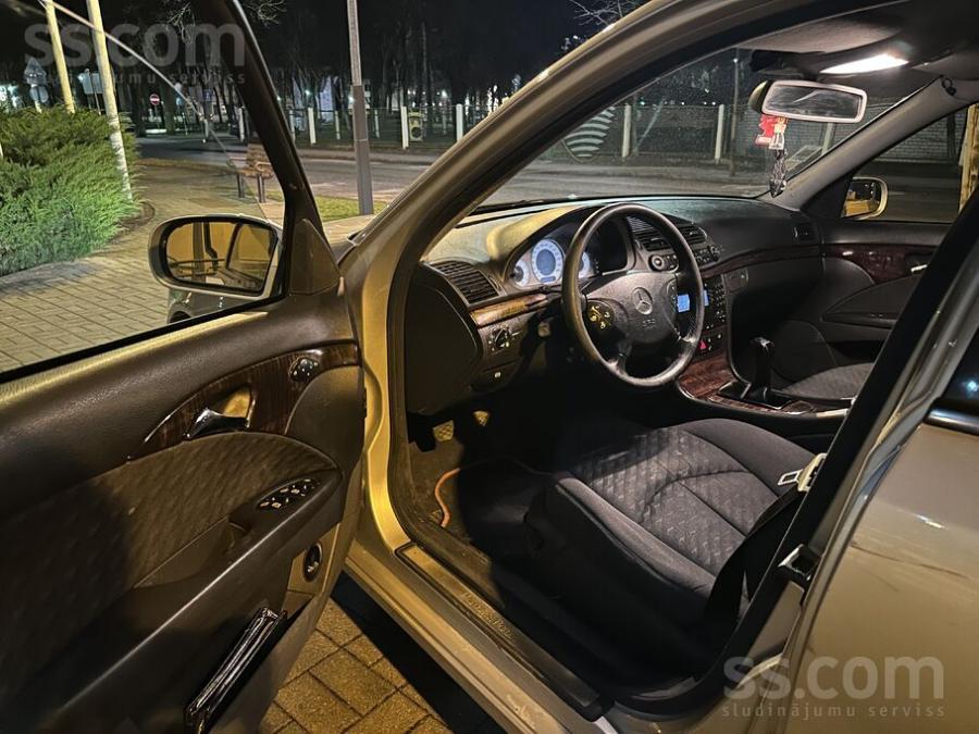 Mercedes-Benz E 220 2004 in Daugavpils, with an engine capacity of 2.20 L and mileage of 333 thousand km for 2150 €, photo 15 on AUTOMOTO.COM.LV
