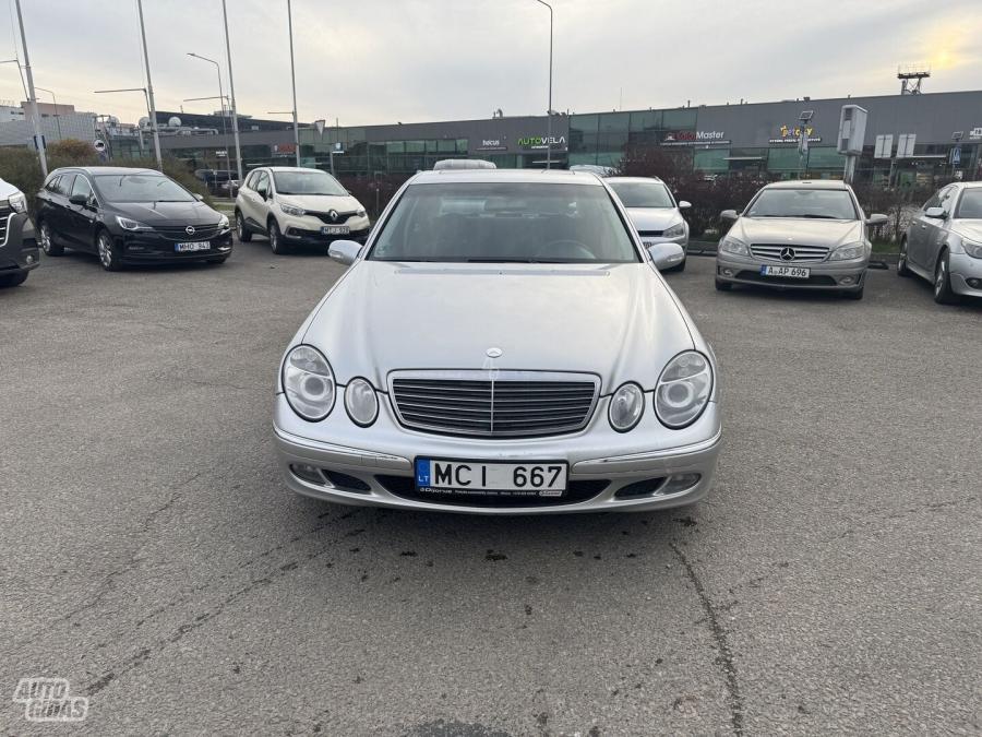Mercedes-Benz E 220 2004 Viļņa, ar dzinēja tilpumu 2.20 L un nobraukumu 317 tūkst. km par 2350 €, foto 1 vietnē AUTOMOTO.COM.LV