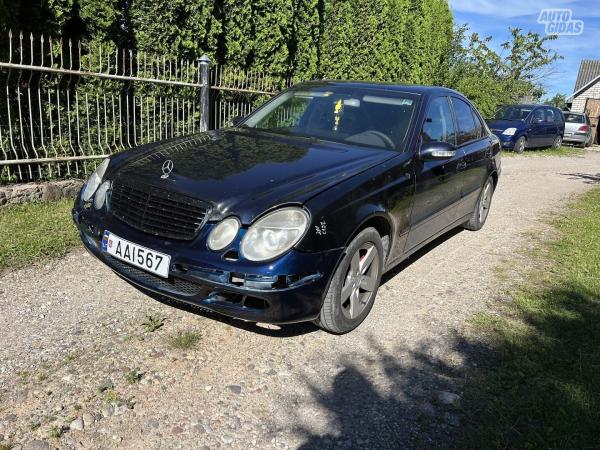 Мерседес E 220 2004 в Ионава, объемом двигателя 2.20 л и пробегом 370 тыс. км за 1400 €, фото 1 на AUTOMOTO.COM.LV