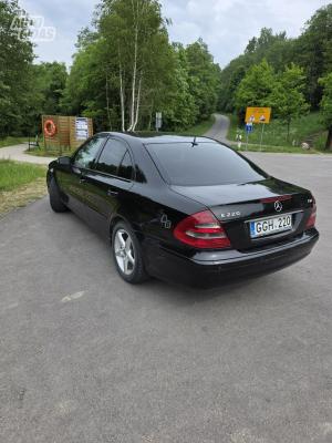 Mercedes-Benz E 220 2004 in Silale, with an engine capacity of 2.20 L and mileage of 439 thousand km for 1500 €, photo 3 on AUTOMOTO.COM.LV