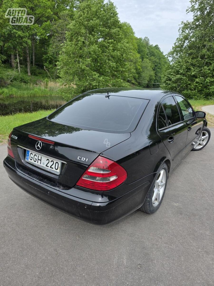 Mercedes-Benz E 220 2004 in Silale, with an engine capacity of 2.20 L and mileage of 439 thousand km for 1500 €, photo 4 on AUTOMOTO.COM.LV