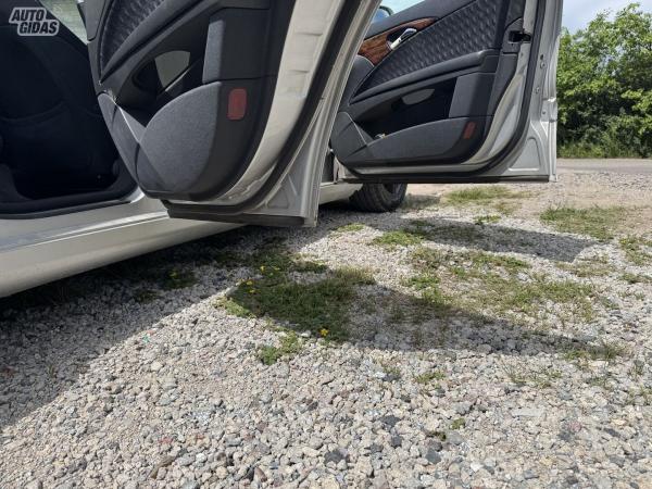 Mercedes-Benz E 220 2004 Viļņa, ar dzinēja tilpumu 2.20 L un nobraukumu 317 tūkst. km par 2400 €, foto 8 vietnē AUTOMOTO.COM.LV