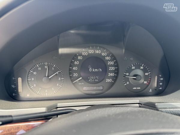 Mercedes-Benz E 220 2004 Viļņa, ar dzinēja tilpumu 2.20 L un nobraukumu 317 tūkst. km par 2400 €, foto 10 vietnē AUTOMOTO.COM.LV