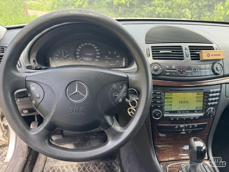 Мерседес E 220 2004 в Вильнюс, объемом двигателя 2.20 л и пробегом 317 тыс. км за 2400 €, фото 12 на AUTOMOTO.COM.LV