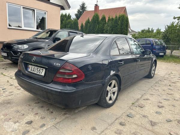 Мерседес E 220 2004 в Ионава, объемом двигателя 2.20 л и пробегом 320 тыс. км за 1500 €, фото 3 на AUTOMOTO.COM.LV