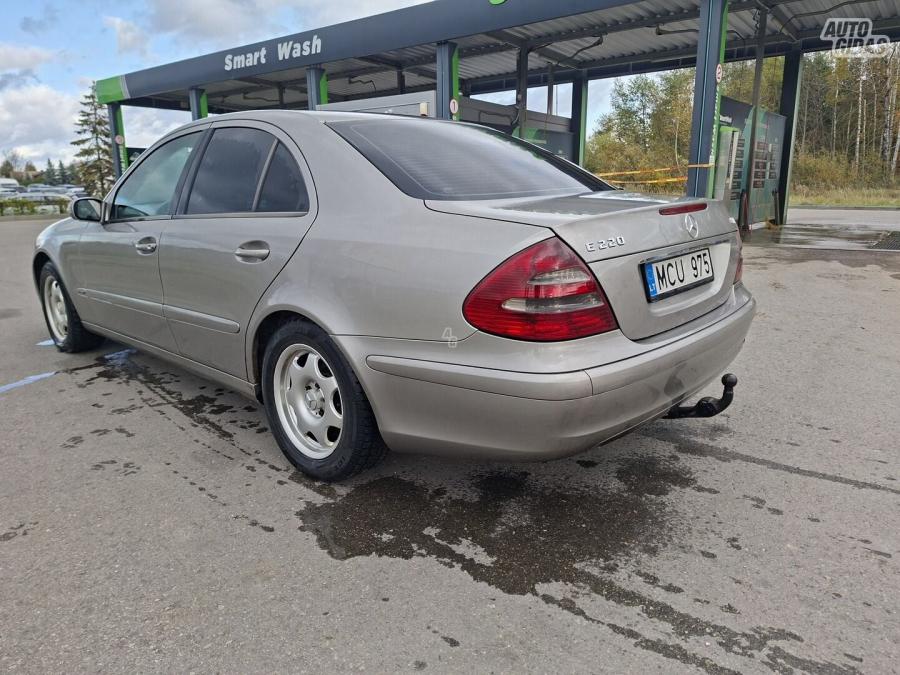 Мерседес E 220 2004 в Утена, объемом двигателя 2.20 л и пробегом 350 тыс. км за 1650 €, фото 4 на AUTOMOTO.COM.LV