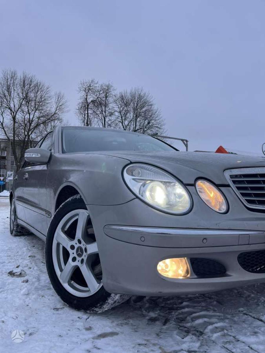 Mercedes-Benz E 220 2005 in Klaipeda, with an engine capacity of 2.20 L and mileage of 350 thousand km for 3300 €, photo 13 on AUTOMOTO.COM.LV