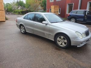Mercedes-Benz E 220 2005 in Zarasai, with an engine capacity of 2.20 L and mileage of 358 thousand km for 999 €, photo 3 on AUTOMOTO.COM.LV