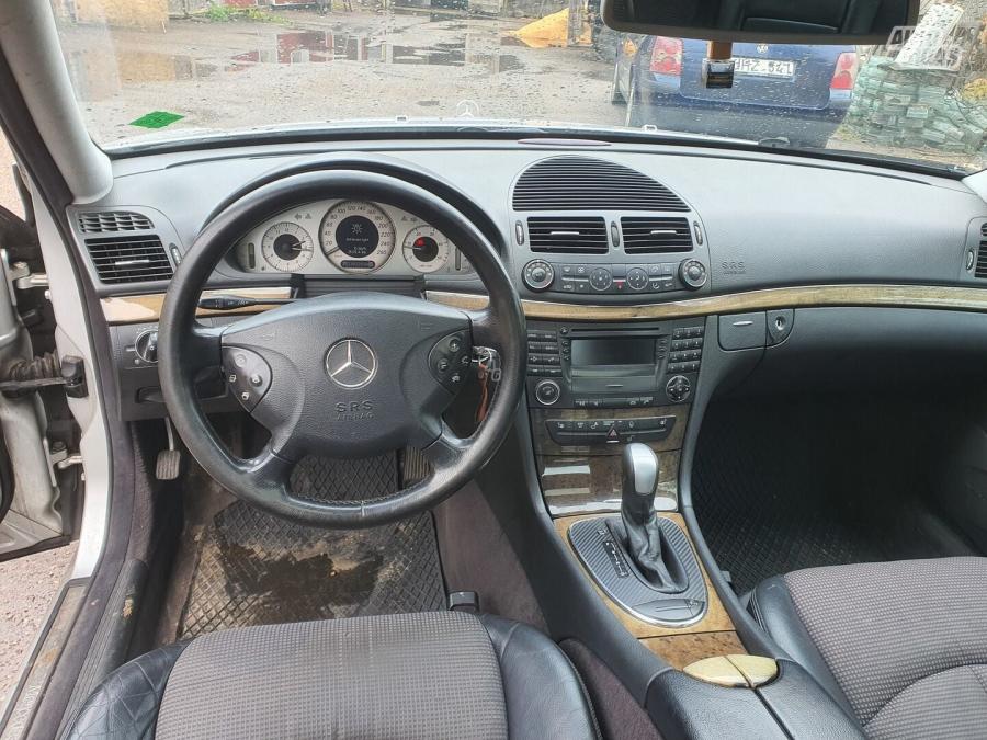 Mercedes-Benz E 220 2005 in Zarasai, with an engine capacity of 2.20 L and mileage of 358 thousand km for 999 €, photo 11 on AUTOMOTO.COM.LV