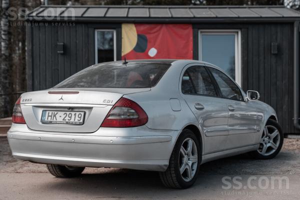 Mercedes-Benz E 220 2006 in Riga, with an engine capacity of 2.20 L and mileage of 304 thousand km for 2650 €, photo 3 on AUTOMOTO.COM.LV