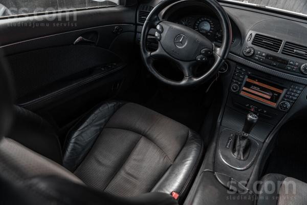 Mercedes-Benz E 220 2006 in Riga, with an engine capacity of 2.20 L and mileage of 304 thousand km for 2650 €, photo 6 on AUTOMOTO.COM.LV