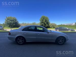 Mercedes-Benz E 220 2006 in Riga, with an engine capacity of 2.20 L and mileage of 400 thousand km for 1850 €, photo 4 on AUTOMOTO.COM.LV