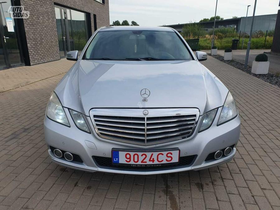 Мерседес E 220 2009 в Каунас, объемом двигателя 2.20 л и пробегом 500 тыс. км за 3200 €, фото 2 на AUTOMOTO.COM.LV