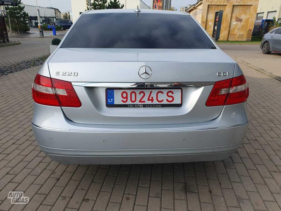 Мерседес E 220 2009 в Каунас, объемом двигателя 2.20 л и пробегом 500 тыс. км за 3200 €, фото 5 на AUTOMOTO.COM.LV