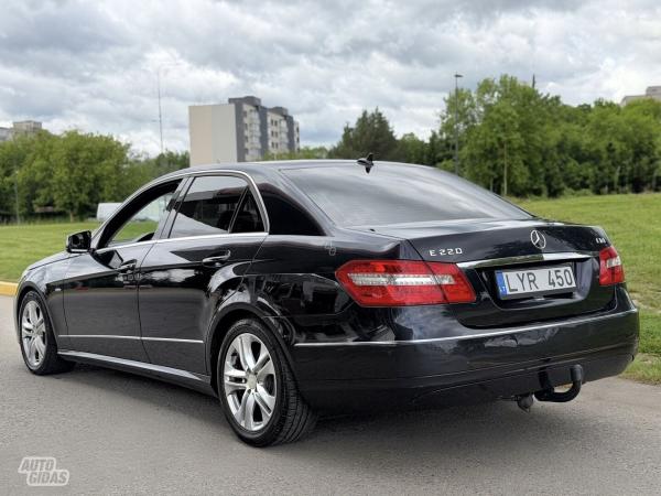 Mercedes-Benz E 220 2009 in Kaunas, with an engine capacity of 2.20 L and mileage of 334 thousand km for 7000 €, photo 4 on AUTOMOTO.COM.LV