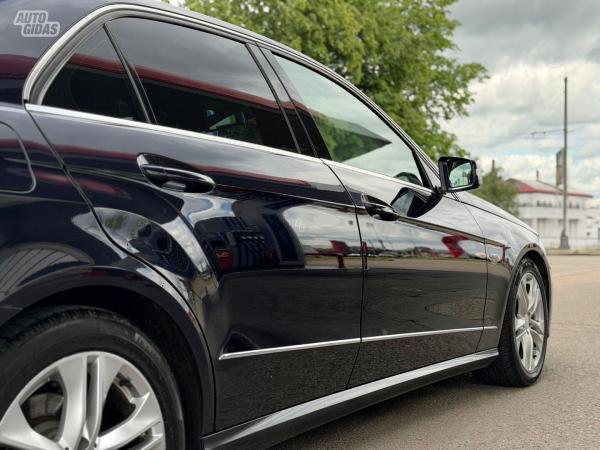 Mercedes-Benz E 220 2009 in Kaunas, with an engine capacity of 2.20 L and mileage of 334 thousand km for 7000 €, photo 5 on AUTOMOTO.COM.LV