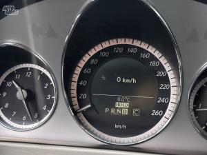 Mercedes-Benz E 220 2009 Kauņa, ar dzinēja tilpumu 2.20 L un nobraukumu 334 tūkst. km par 7000 €, foto 23 vietnē AUTOMOTO.COM.LV