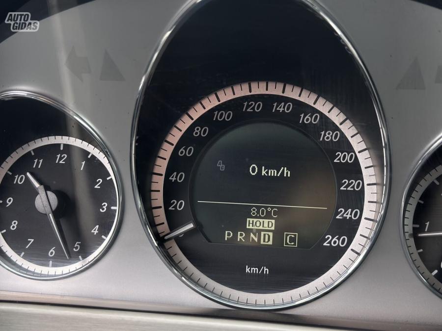 Mercedes-Benz E 220 2009 Kauņa, ar dzinēja tilpumu 2.20 L un nobraukumu 334 tūkst. km par 7000 €, foto 23 vietnē AUTOMOTO.COM.LV