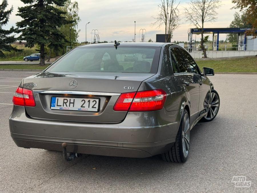 Мерседес E 220 2009 в Каунас, объемом двигателя 2.20 л и пробегом 239 тыс. км за 4300 €, фото 7 на AUTOMOTO.COM.LV