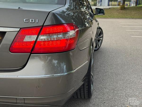 Mercedes-Benz E 220 2009 Kauņa, ar dzinēja tilpumu 2.20 L un nobraukumu 239 tūkst. km par 4300 €, foto 9 vietnē AUTOMOTO.COM.LV