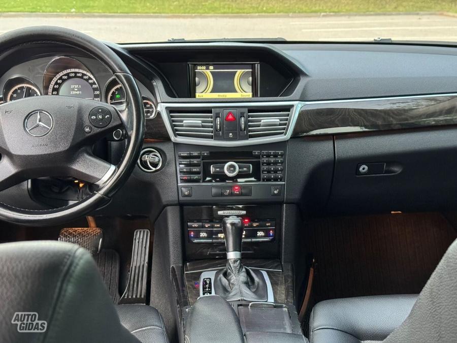 Мерседес E 220 2009 в Каунас, объемом двигателя 2.20 л и пробегом 239 тыс. км за 4300 €, фото 14 на AUTOMOTO.COM.LV