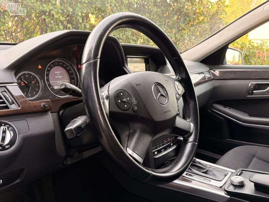 Мерседес E 220 2009 в Каунас, объемом двигателя 2.20 л и пробегом 332 тыс. км за 3500 €, фото 3 на AUTOMOTO.COM.LV