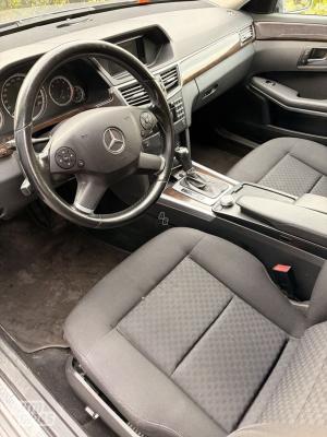 Мерседес E 220 2009 в Каунас, объемом двигателя 2.20 л и пробегом 332 тыс. км за 3500 €, фото 6 на AUTOMOTO.COM.LV