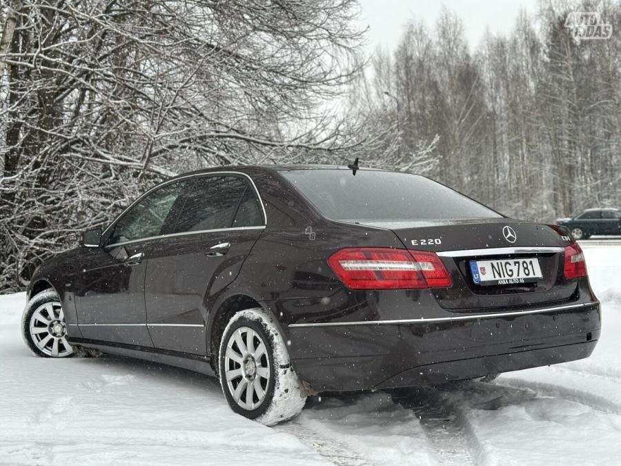 Mercedes-Benz E 220 2010 Kauņa, ar dzinēja tilpumu 2.20 L un nobraukumu 362 tūkst. km par 5500 €, foto 4 vietnē AUTOMOTO.COM.LV