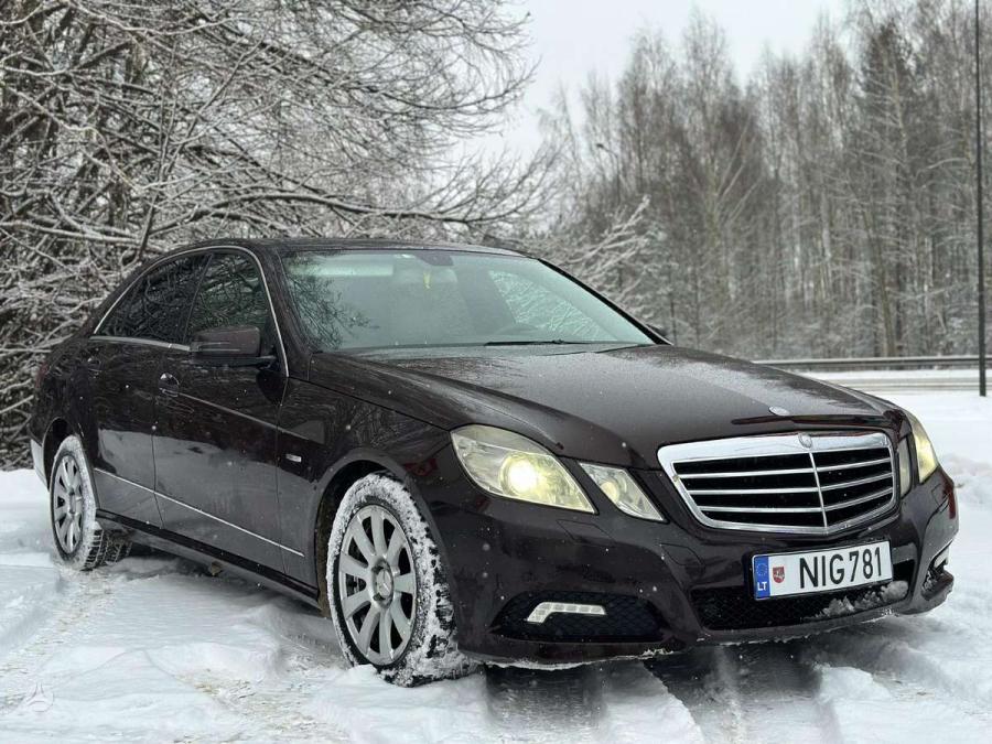 Mercedes-Benz E 220 2010 in Kaunas, with an engine capacity of 2.14 L and mileage of 362 thousand km for 5500 €, photo 2 on AUTOMOTO.COM.LV