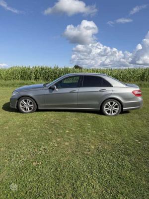 Mercedes-Benz E 220 2010 in Taurage, with an engine capacity of 2.15 L and mileage of 29 thousand km for 5500 €, photo  on AUTOMOTO.COM.LV