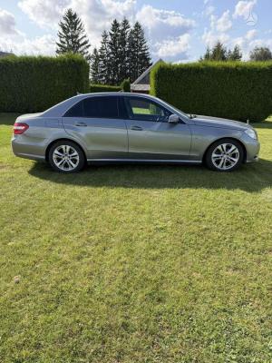 Mercedes-Benz E 220 2010 in Taurage, with an engine capacity of 2.15 L and mileage of 29 thousand km for 5500 €, photo 4 on AUTOMOTO.COM.LV