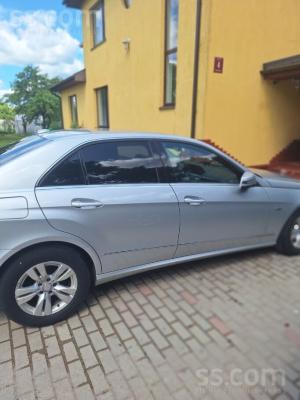 Mercedes-Benz E 220 2011 in Talsi, with an engine capacity of 2.20 L and mileage of 240 thousand km for 8500 €, photo 2 on AUTOMOTO.COM.LV