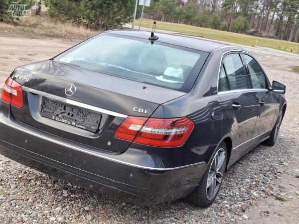 Mercedes-Benz E 220 2011 in Silute, with an engine capacity of 2.20 L and mileage of 300 thousand km for 2950 €, photo 3 on AUTOMOTO.COM.LV