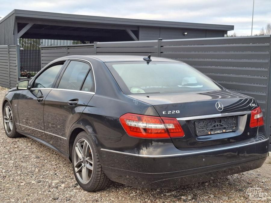Mercedes-Benz E 220 2011 in Silute, with an engine capacity of 2.20 L and mileage of 300 thousand km for 2950 €, photo 4 on AUTOMOTO.COM.LV
