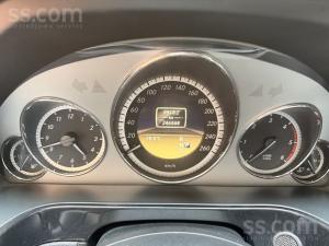 Mercedes-Benz E 220 2011 Rīga, ar dzinēja tilpumu 2.20 L un nobraukumu 247 tūkst. km par 10500 €, foto 12 vietnē AUTOMOTO.COM.LV