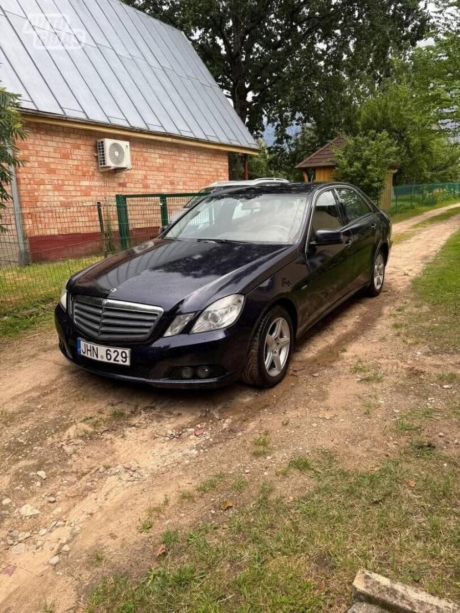 Mercedes-Benz E 220 2011 Kauņa, ar dzinēja tilpumu 2.20 L un nobraukumu 320 tūkst. km par 3000 €, foto 1 vietnē AUTOMOTO.COM.LV